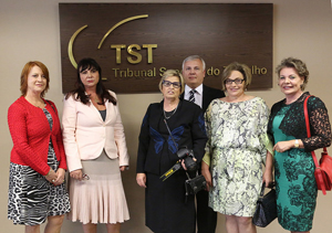 Maria Helena Mallmann toma posse administrativa como ministra do TST ...