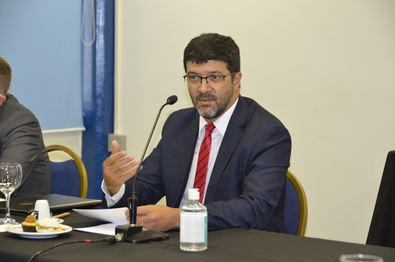 Presidente Francisco Rossal fala sobre a Justiça do Trabalho em reunião ...