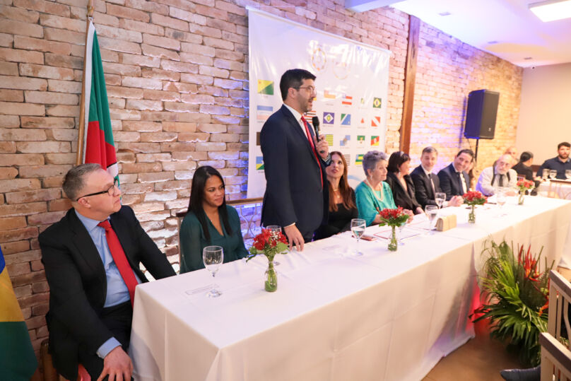 Presidente Francisco Rossal participa da posse da nova diretoria da ...