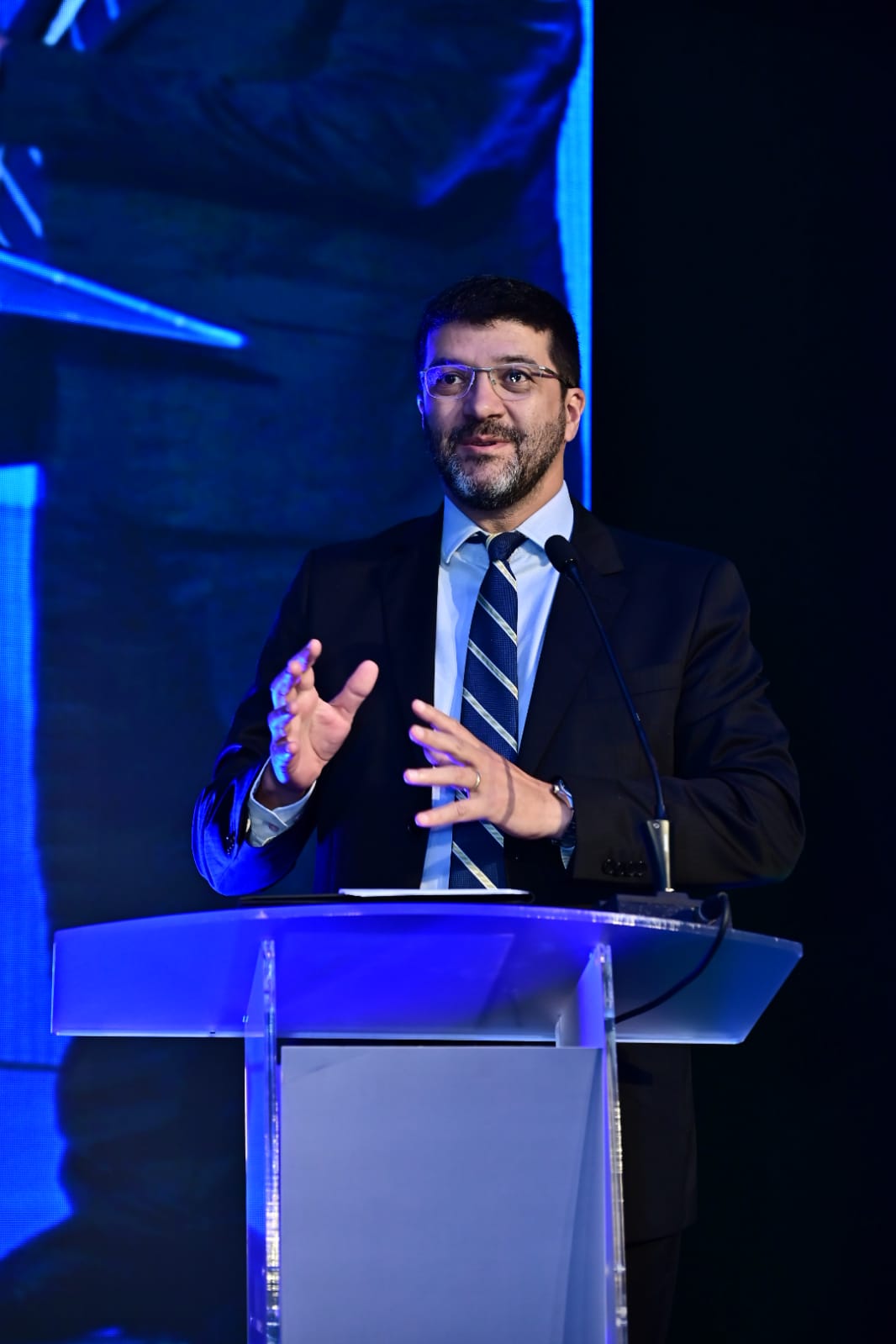 Presidente Francisco Rossal fala sobre Direito do Trabalho em fórum ...
